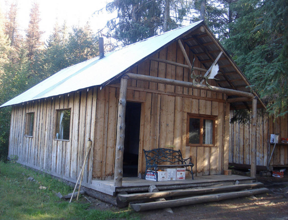 Hunting trips on "Carp lake" territory - BookYourHunt.com