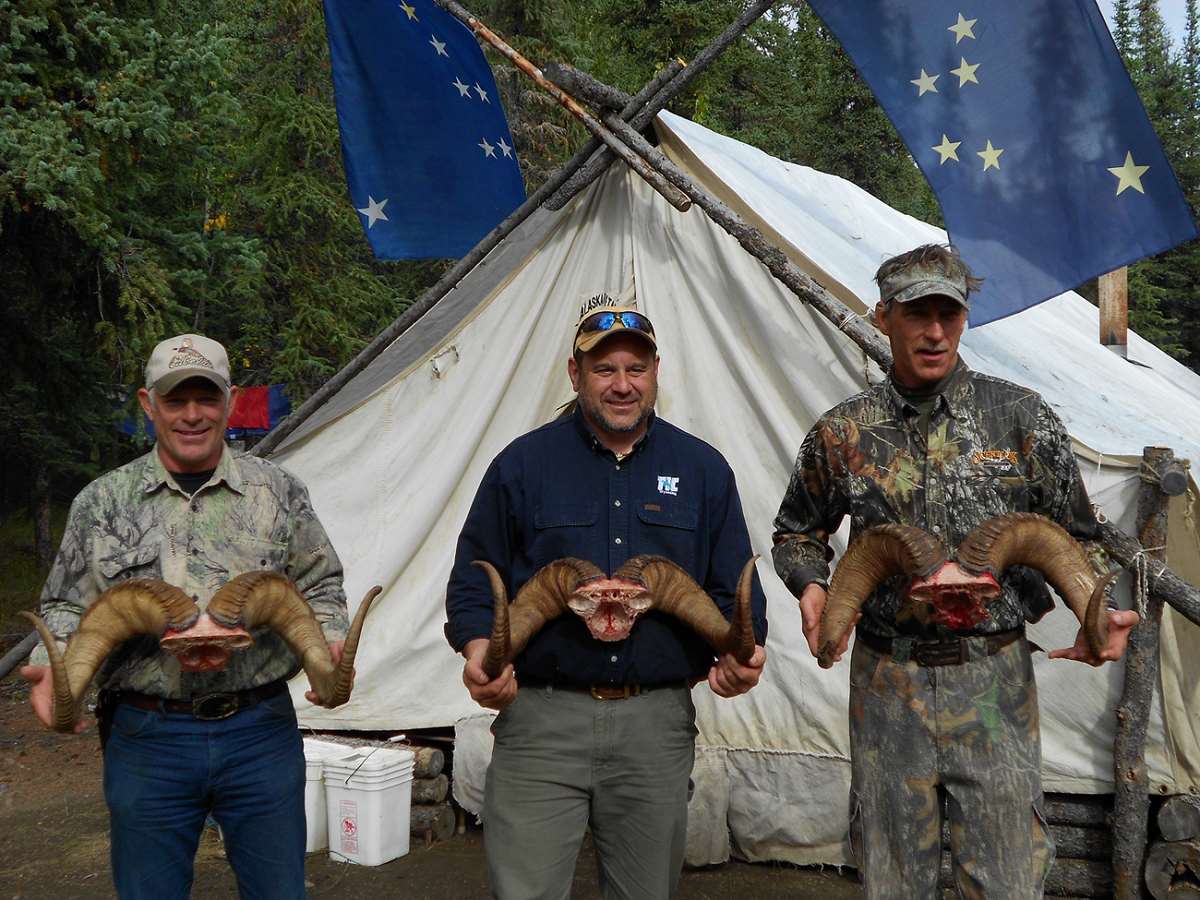 Hunting trips on "Brooks Range" territory - BookYourHunt.com
