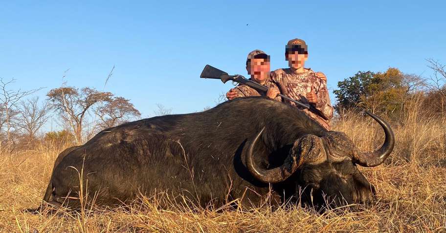Zimbabwe hunting trips - BookYourHunt.com