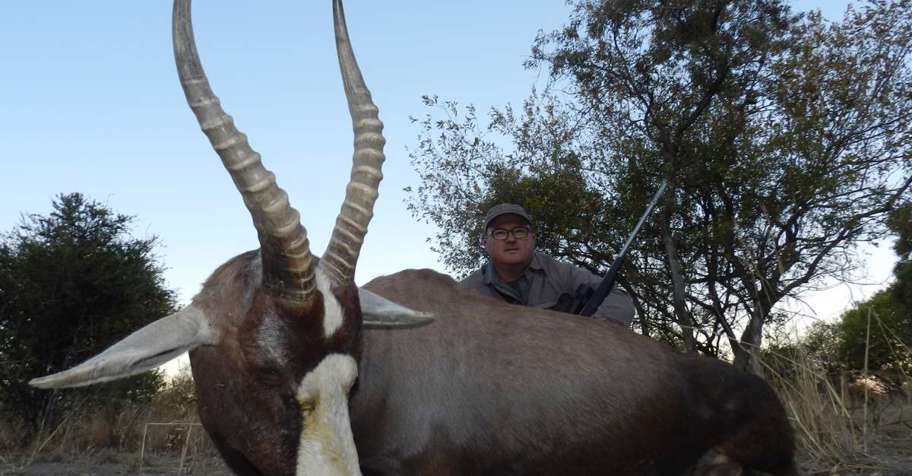Africa hunting trips - BookYourHunt.com