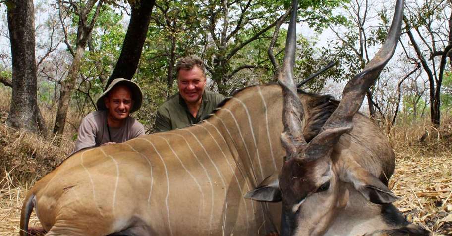 Cameroon hunting trips - BookYourHunt.com