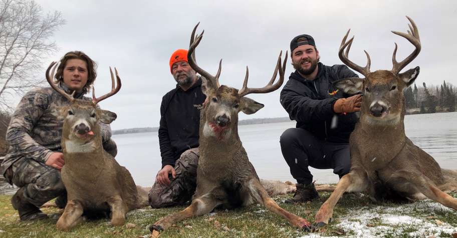 Manitoba hunting trips - BookYourHunt.com