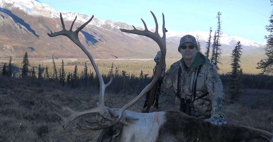 Caribou hunting trips - BookYourHunt.com