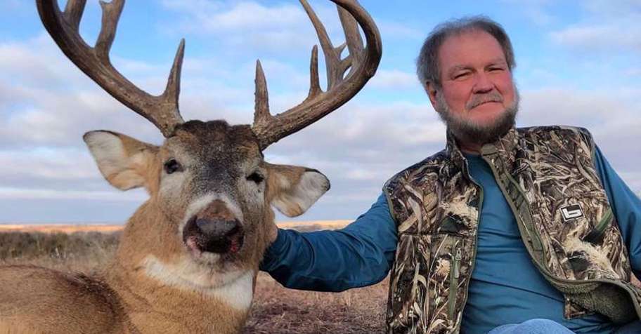 Kansas hunting trips - BookYourHunt.com